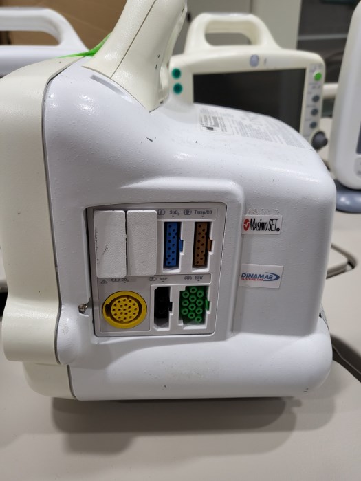 GE Dash 3000 (5) / GE Transport Pro for sale