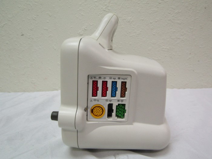 GE Dash 3000 Patient Monitor With Capnoflex LF CO2 Module for sale