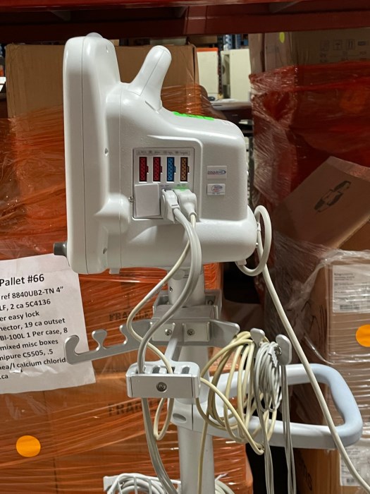 GE Dash 4000 Patient Monitor Rolling Cart w/ Accessories for sale