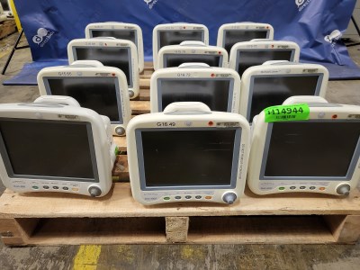GE Dash 4000 Patient Monitors (12) for sale
