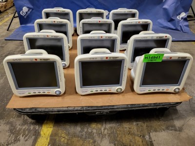 GE Dash 4000 Patient Monitors (12) for sale