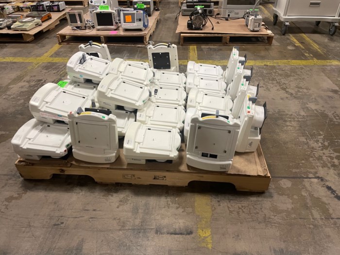 GE Dash Port 2 Monitor Docking Station *Lot of 28* for sale