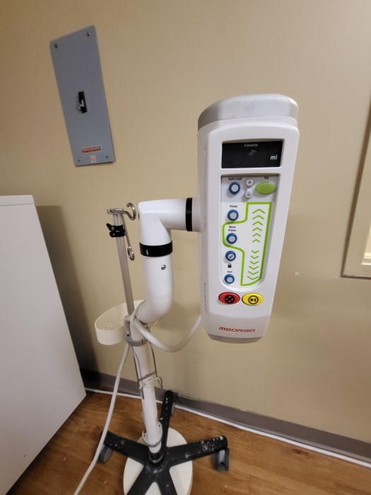 GE Model 2281177-2 CT Scanner & Medrad Stellant CT Injection System for ...