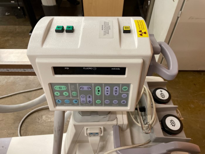 GE OEC Plus C-Arm System GE OEC 9800 for sale