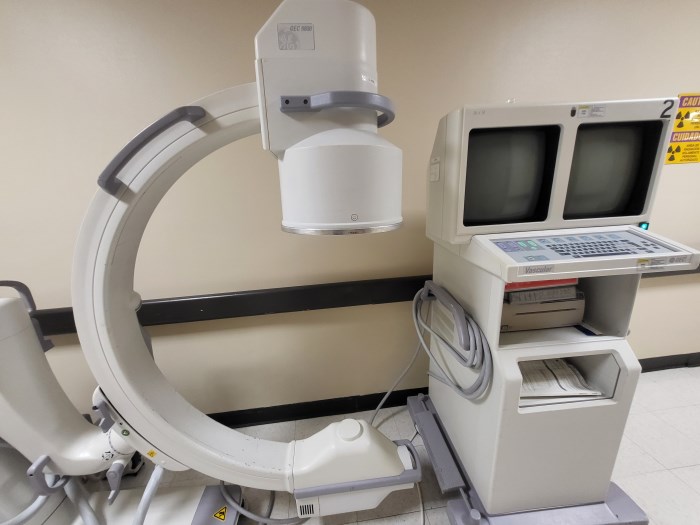 GE OEC Series 9800 Vascular C-Arm System for sale