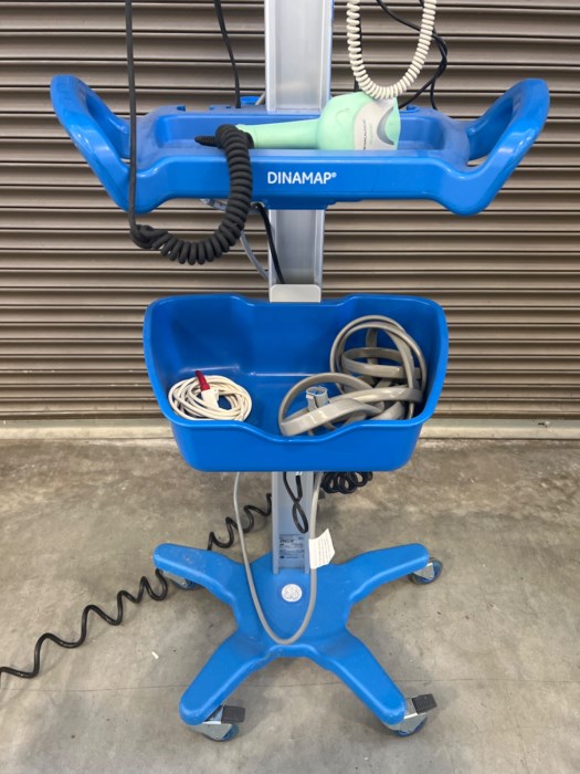 GE V100 Dinamap Vital Signs Monitor w/ Capsule Screen & Accessories for ...