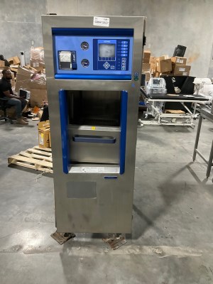 GETINGE 433HC STEAM STERILIZER for sale