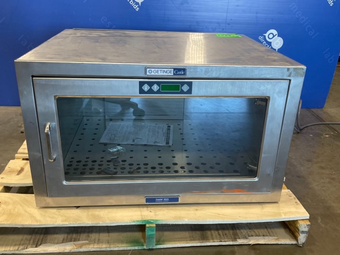 Getinge Castle 5524 Warming Cabinet for sale