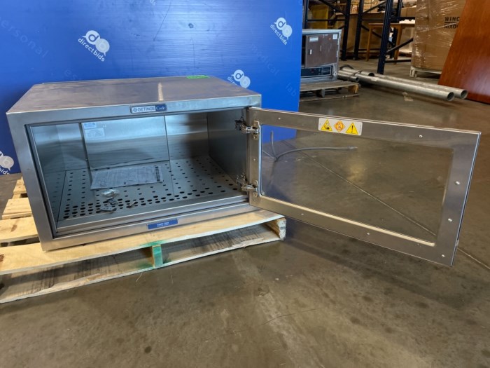 Getinge Castle 5524 Warming Cabinet for sale