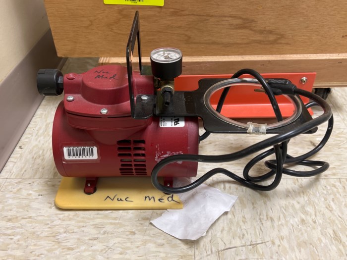 Gomco 300 & Medical Industries Model: 601 Pumps for sale