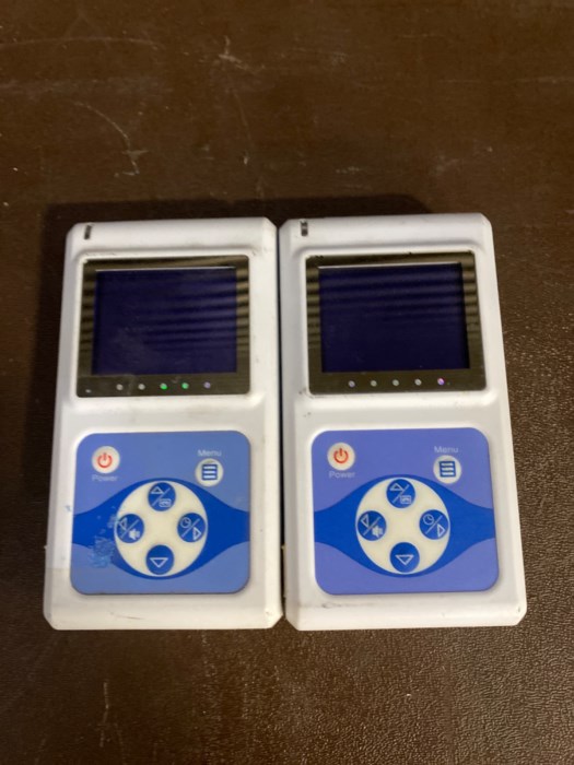 Hamlet Monitor Scope + 2 Pulse Oximeter Model CMS60D + 2 Convidien ...