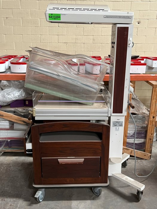 Hill-Rom Model: WBR82 Drager Air-Shields Resusciltaire (Lot of 2) for sale