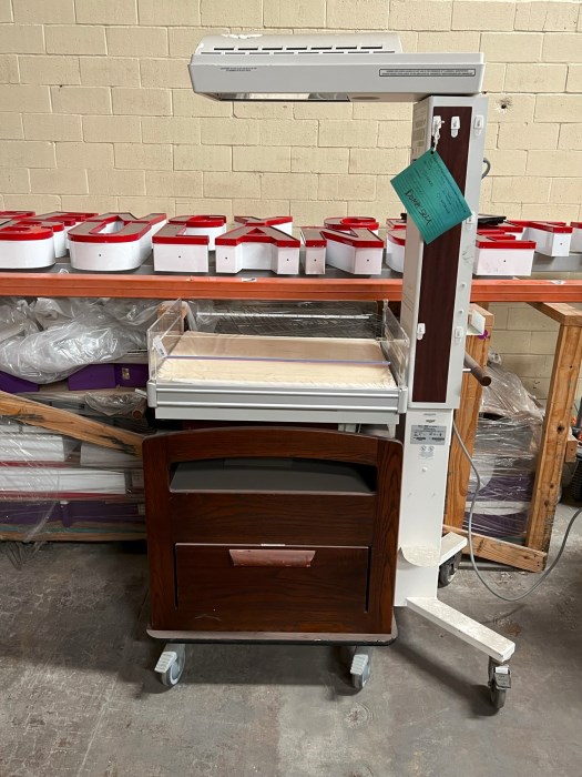 Hill-Rom Model: WBR82 Drager Air-Shields Resusciltaire (Lot of 2) for sale