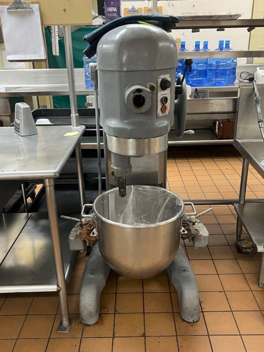 Hobart Model: L-800 Industrial Grade Free Standing Mixer for sale