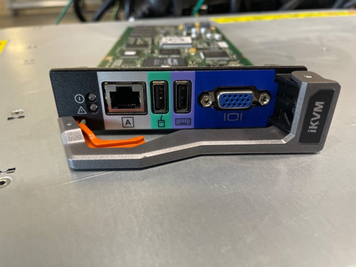 Dell M1000 Bladecenter Chassis, PSU, and Fans, M610 blades, 30Amp Dell ...