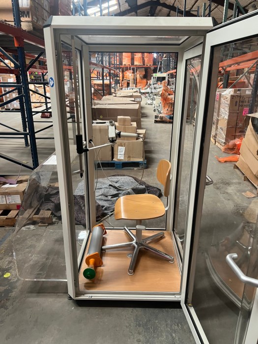 Jaeger MasterScreen Body Plethysmograph Cabin for sale