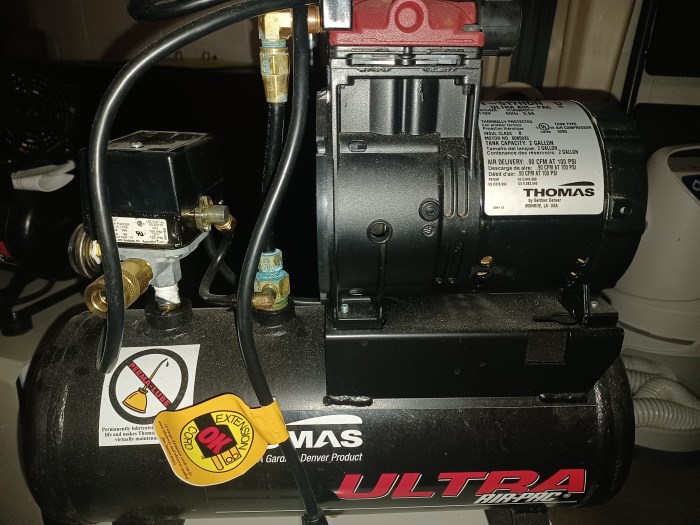 Jun-Air units (4) & Thomas Ultra Air-Pac units (3) for sale