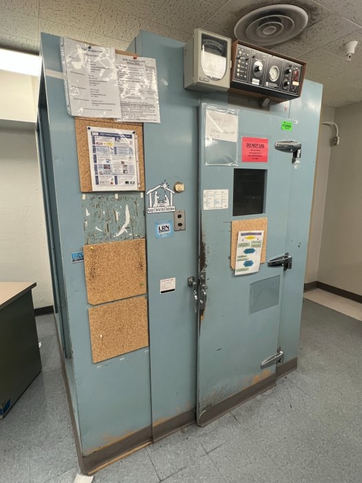 Lab-Line Walk-In Laboratory Refrigerator Storage Unit for sale