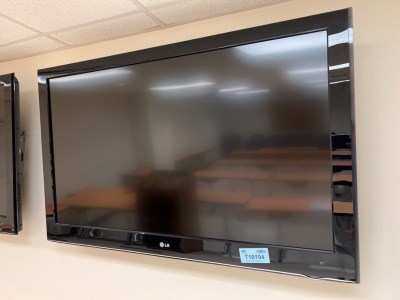 Lg flat screen tV for sale