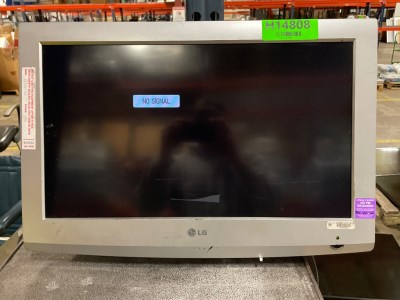 LG LG3DCH Monitor/TV (Powered on at time of auction for sale