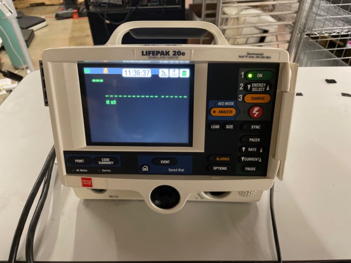 Lifepak 20e for sale