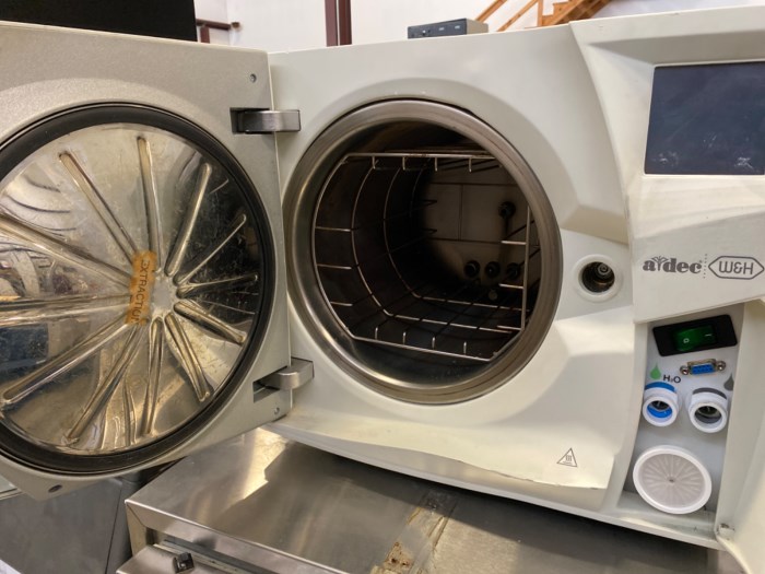 Lisa MB17 Sterilizer by Aidec - automatic for sale