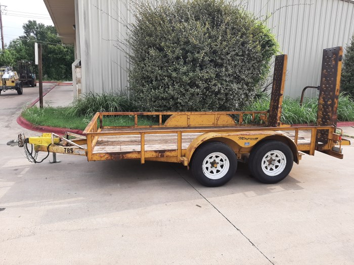 Lot of (1) 14' 6000 Lb Capacity Two Axle Utility Trailer for sale