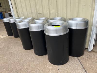 Lot of (10) heavy duty large trash cans for sale