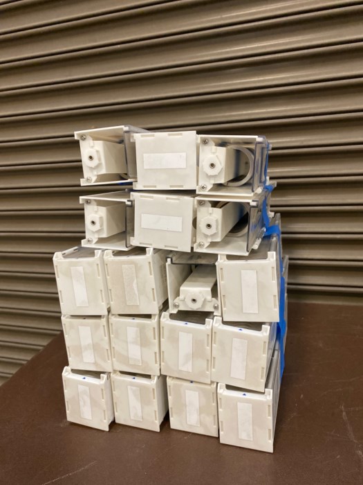 Lot of 18 Omnicell Cassette Oral Solid #1 + Lamp Age Xenon Series Model ...