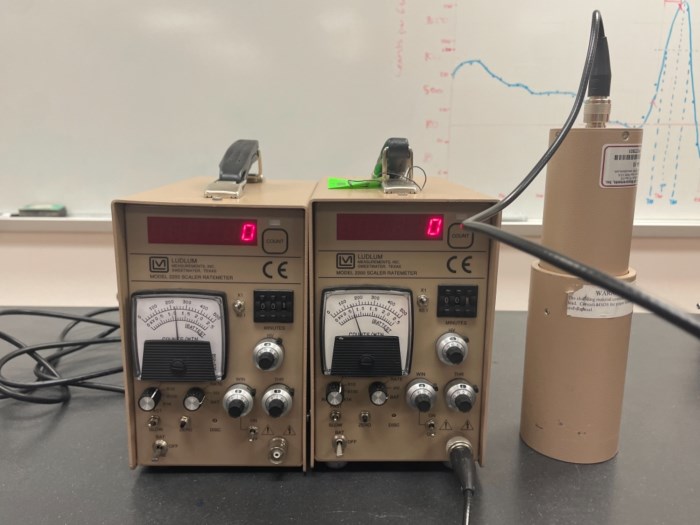 Lot of (2) Ludlum Model: 2200 Scaler Ratemeters for sale