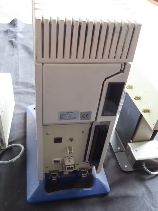 Lot of 2 Mettler Toledo ReactIR-4000 FTIR Analyzers w/ 3 Power Supplies ...