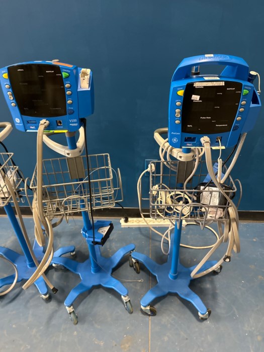 Lot of 3 DINAMAP CARESCAPE V100 Monitor for sale