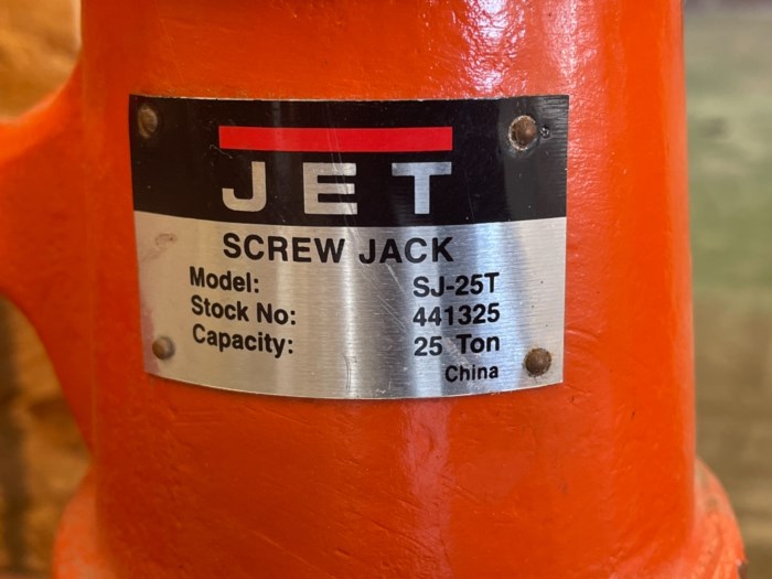 Lot of (4) Jet 25 Ton House Jacks for sale