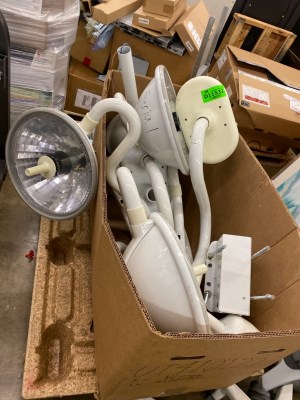 Lot of (4) Ritter midmark 355 surgical lights for sale