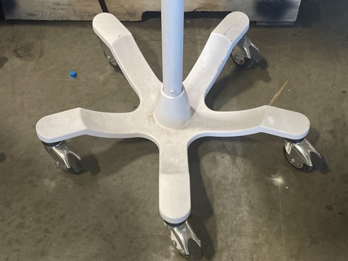 Lot of (5) Welch Allyn 7000-APM Rolling Carts for sale