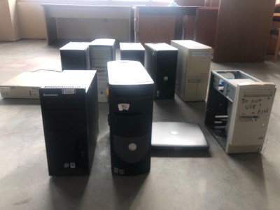 Lot of Approximately (9) Assorted CPU Towers (B1.3.304E) for sale
