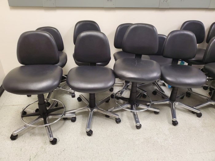 Lot of Assorted Laboratory Chairs (B2.3.314) for sale