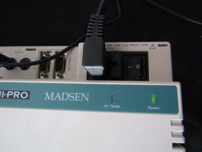 MADSEN Aurical Hi-Pro Audiometer & Madsen Aurical Audiometer Control ...