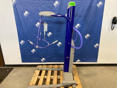 Maxi Move Powered DPS Patient Lift for sale