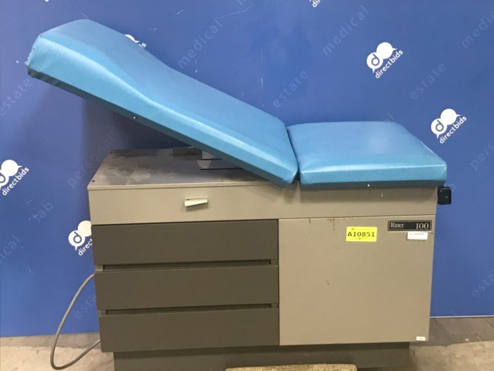 Medical Exam Table Ritter 100 for sale
