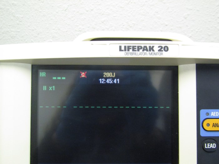 Medtronic Physio Control LIFEPAK 20 Monitor for sale