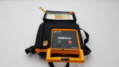 Medtronic Physio-Control Lifepak 500 Biphasic w/ Carrying Case for sale
