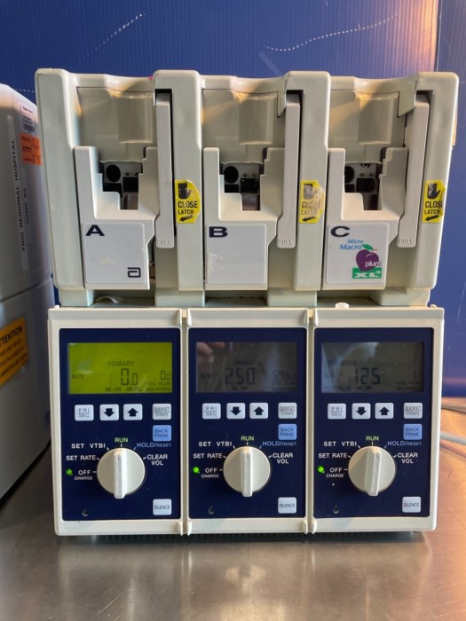 Micro Macro Plum XL3 Infusion Pumps (Lot of 2) for sale