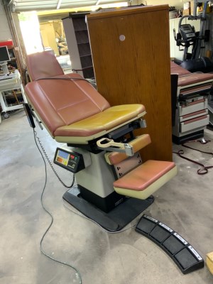 Midmark 411 Procedure Exam Chair for sale