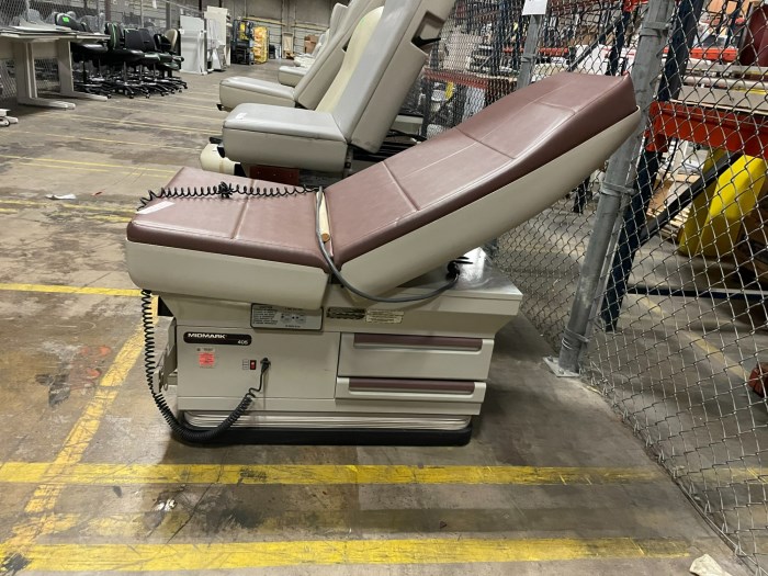 Midmark Exam Chair Model 405 for sale