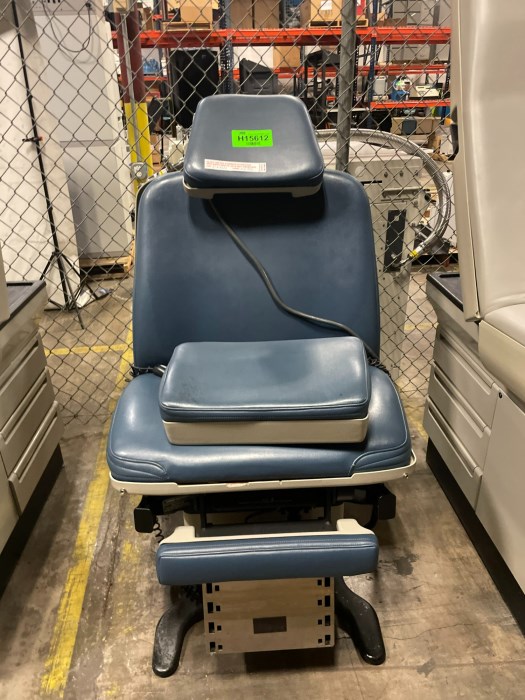Midmark Exam Chair Model 411 for sale