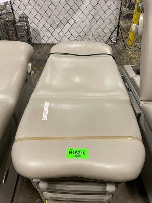 Midmark Exam Chair Model 604-001 for sale
