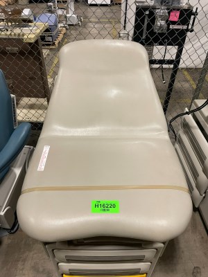 Midmark Exam Chair Model 604-001 for sale