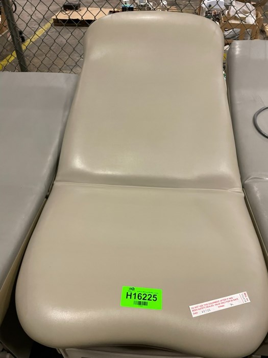 Midmark Exam Chair Model 604-002 for sale