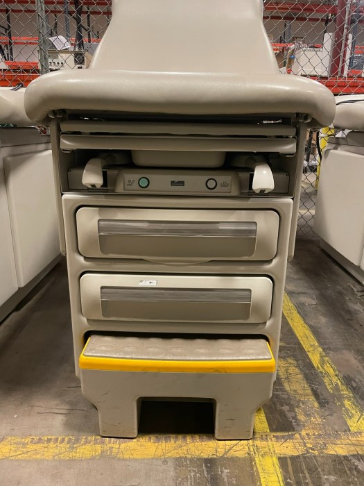 Midmark Exam Table Model 604-003 for sale